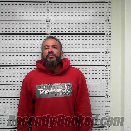 Recent Booking / Mugshot for THAD MATTHEW CISNEROS in Jim Wells County ...