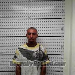 Recent Booking / Mugshot for JONATHON RODRIGUEZ in Jim Wells County, Texas