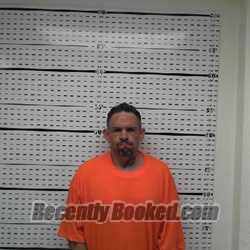 Recent Booking / Mugshot for DANIEL GONZALEZ in Jim Wells County, Texas