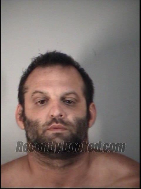 Recent Booking / Mugshot for ROGER ERIC DEL RIO in Lake County, Florida