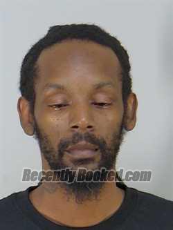 Recent Booking / Mugshot for RICHARD DEVON EDWARDS in Lake County, Florida