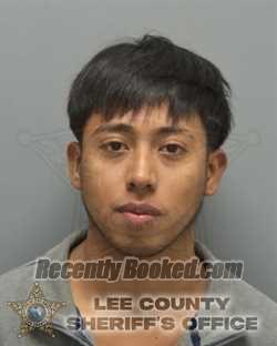 Recent Booking / Mugshot for LUIS ENRIQUE RIVERA LOPEZ in Lee County, Florida