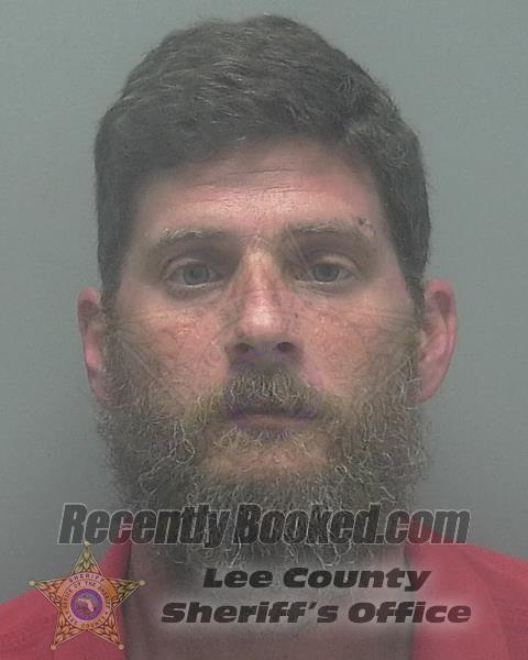 Recent Booking / Mugshot for JOSEPH CRAIG STOWELL in Lee County, Florida