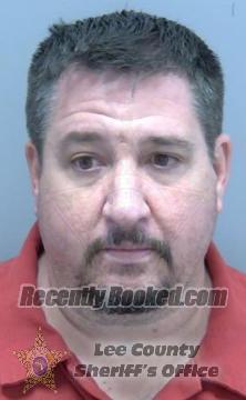 Recent Booking / Mugshot for MICHAEL THOMAS RABKIN in Lee County, Florida