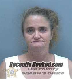 Recent Booking / Mugshot for AMANDA NICOLE GEER in Lee County, Florida