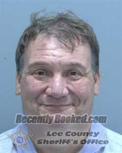 Recent Booking / Mugshot for DAVID SCOTT GORDON in Lee County, Florida