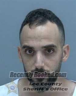 Recent Booking / Mugshot for ELISHAY DENNIS in Lee County, Florida