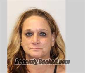 Recent Booking / Mugshot for LAKESHA D WALKER in Leon County, Florida