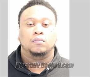 Recent Booking / Mugshot for QUADRAY C GILCREASE in Leon County, Florida