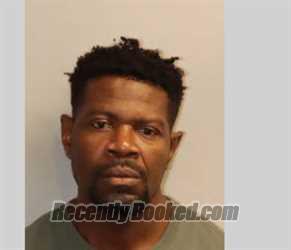 Recent Booking / Mugshot for DERRICK JAMES BERNARD SMITH in Leon County ...