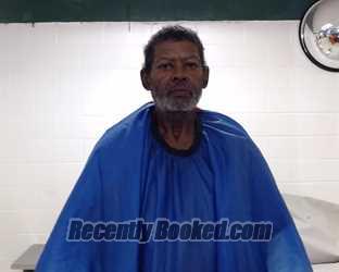 Recent Booking / Mugshot for SEAN LEVELLE DEVER in Liberty County, Texas