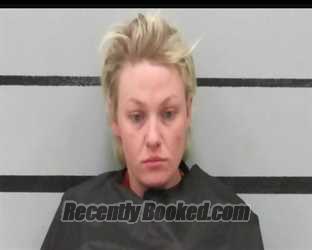 Recent Booking / Mugshot for WHITNEY PORTER in Lubbock County, Texas