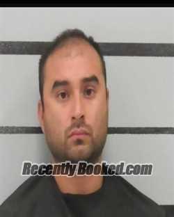 Recent Booking / Mugshot for SAUL RODRIGUEZ in Lubbock County, Texas
