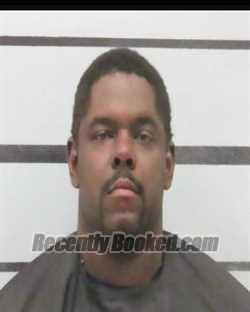 Recent Booking / Mugshot for ANTWAIN SMITH in Lubbock County, Texas