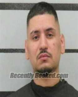 Recent Booking / Mugshot for STEVEN LARRY VALDEZ in Lubbock County, Texas