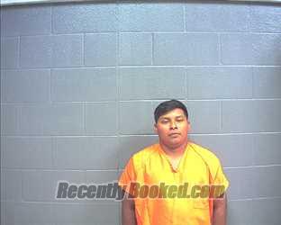 Recent Booking / Mugshot for NIEVES EMILIO MARADIAGO HERNANDEZ in Mills ...