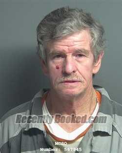 Recent Booking / Mugshot for KENNETH RAY LOCKHART in Montgomery County ...