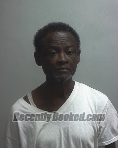 Recent Booking / Mugshot for DEDRIC THEARAIS STEARN in Nacogdoches ...