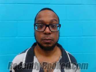 Recent Booking / Mugshot for SHANNON DEMAR WALKER in Nolan County, Texas