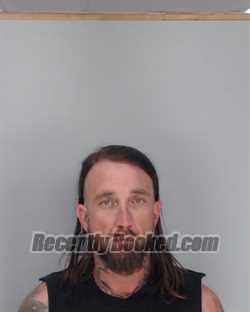 Recent Booking / Mugshot for DANIEL WAYNE DOBBS in Nueces County, Texas