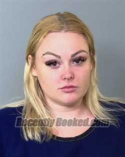 Recent Booking / Mugshot for DESTINY LENAY MAHON in Manatee County, Florida