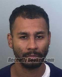 Recent Booking / Mugshot for BRUNO ALEXIS BARROSO in Manatee County ...