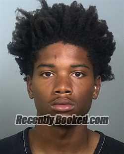 Recent Booking / Mugshot for OMARI TYRELL EVANS in Manatee County, Florida
