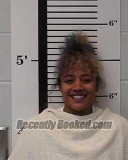 Recent Booking / Mugshot for Destiny Dawnae Mathis in Rockwall County ...