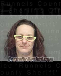 Recent Booking / Mugshot for WHITNEY NICOLE GUNTER in Runnels County, Texas