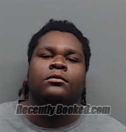 Recent Booking / Mugshot for LAZARRION DESHUN BUTLER in Smith County, Texas
