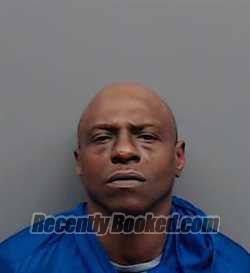 Recent Booking / Mugshot for DUANE RONDELL HUTTON in Smith County, Texas