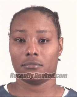 Recent Booking / Mugshot for SHEVETRA MATHIS in Tarrant County, Texas