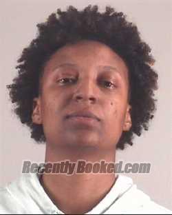 Recent Booking / Mugshot for SHANTAE WILLIAMS in Tarrant County, Texas