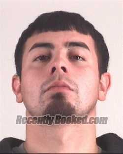 Recent Booking / Mugshot for ROBERTO RAMIREZ in Tarrant County, Texas
