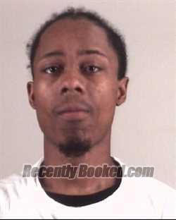 Recent Booking / Mugshot for JAYVEON RIVERS in Tarrant County, Texas