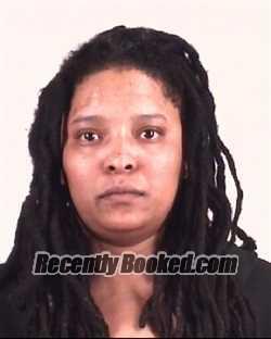 Recent Booking / Mugshot for SIERRA SIMMONS in Tarrant County, Texas