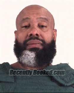 Recent Booking / Mugshot for MICHAEL LOWE in Tarrant County, Texas