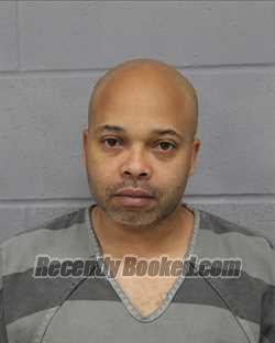 Recent Booking / Mugshot for QUINCY HAMILTON in Travis County, Texas