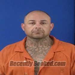 Recent Booking / Mugshot for TIMOTHY LAYNE SIMPSON in Van Zandt County ...
