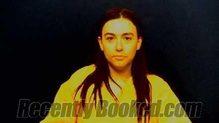 Recent Booking / Mugshot for Jaden Rae Fuzzell in Victoria County, Texas