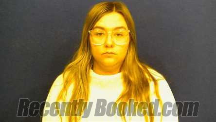 Recent Booking / Mugshot for Jaden Rae Fuzzell in Victoria County, Texas