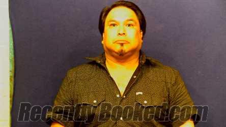 Recent Booking / Mugshot for Jonathan Joel Manzano in Victoria County ...
