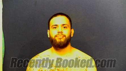 Recent Booking / Mugshot for Robert Rene Mendez in Victoria County, Texas
