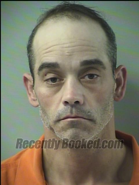 Recent Booking / Mugshot for THOMAS EARL LUTTON in Okaloosa County, Florida