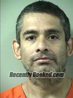 Recent Booking / Mugshot for LUIS ENRIQUE FLORES in Okaloosa County, Florida