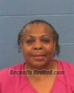 Recent Booking / Mugshot for Venita Jamison-Johnson in Williamson ...