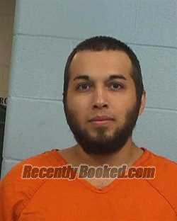 Recent Booking / Mugshot for Julian Jordan Montoya in Williamson County ...
