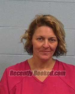 Recent Booking / Mugshot for Leslie Erin Petty in Williamson County, Texas