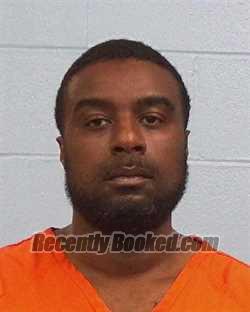 Recent Booking / Mugshot for Terrance Omar Daniels in Williamson County ...