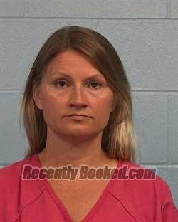 Recent Booking / Mugshot for Elizabeth Jordan Dorris in Williamson ...